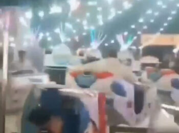 Heart-stopping moment fairgoer is crushed after amusement park ride ...